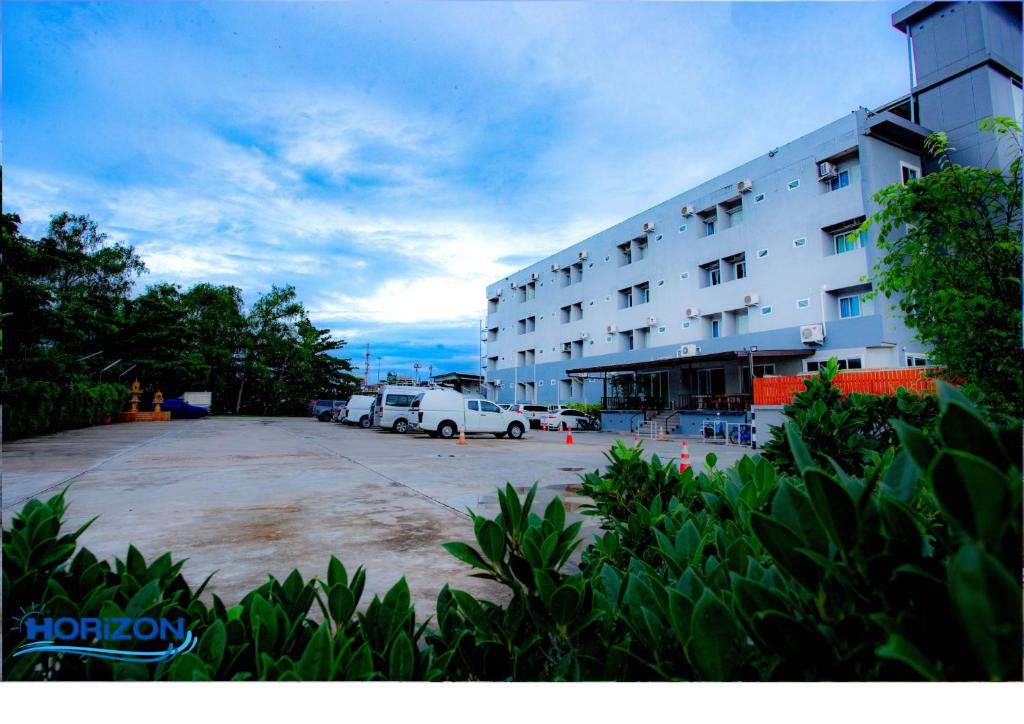 Horizon Hotel | Hotels Surat Thani